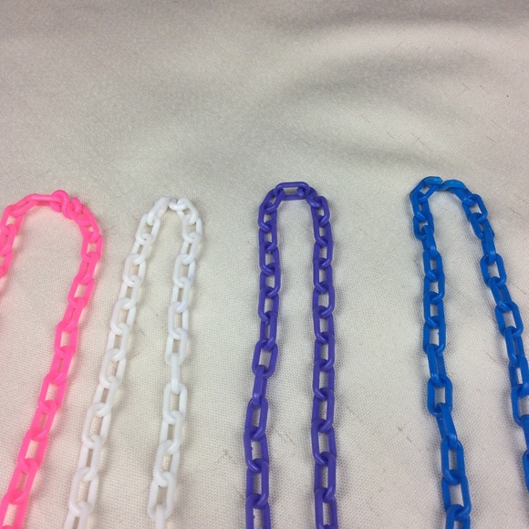 Vintage | Jewelry | Vintage 8 Blue Plastic Charm Chain Link Necklace ...